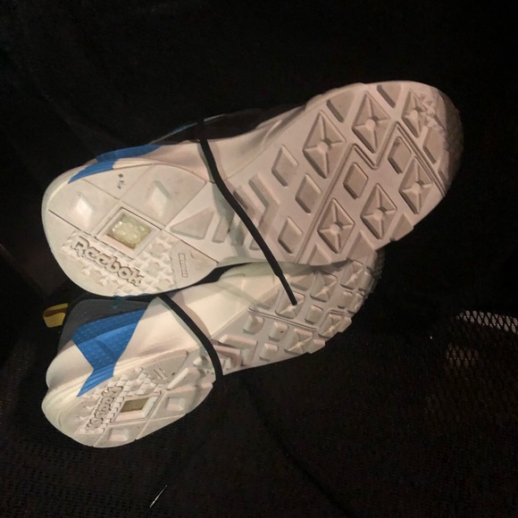 Reebok | Shoes | Rare Reebok Retro Futuristic Sneakers 55 40 Or 35 W ...